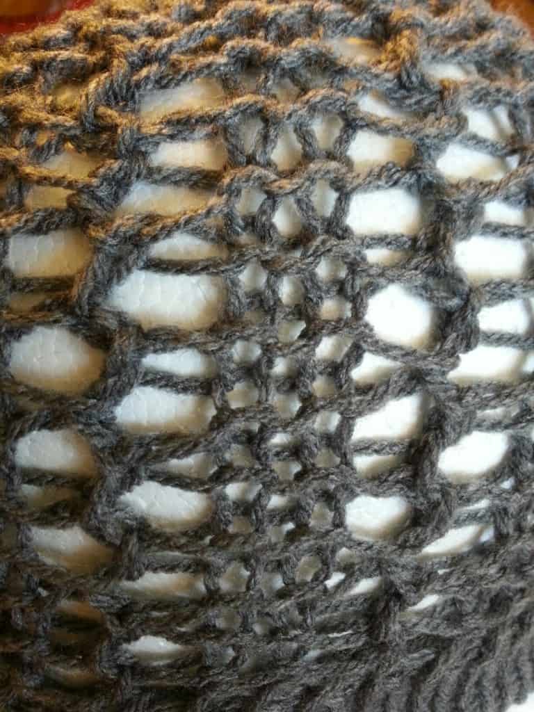 Cluster Lace Reversed | Loom Knit - GoodKnit Kisses