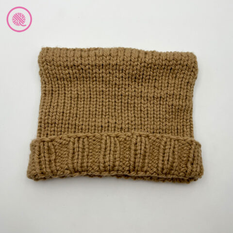 How to Loom Knit an Envelope Hat with NO Seaming! - GoodKnit Kisses