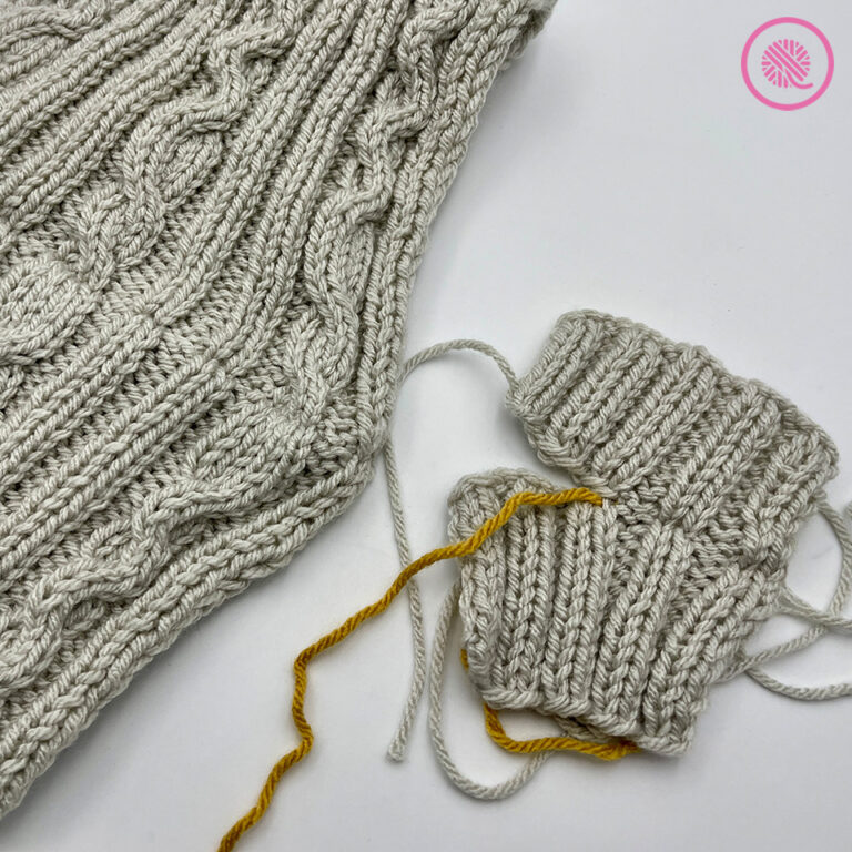 Loom Knit Squiggle Cable Cowl - GoodKnit Kisses