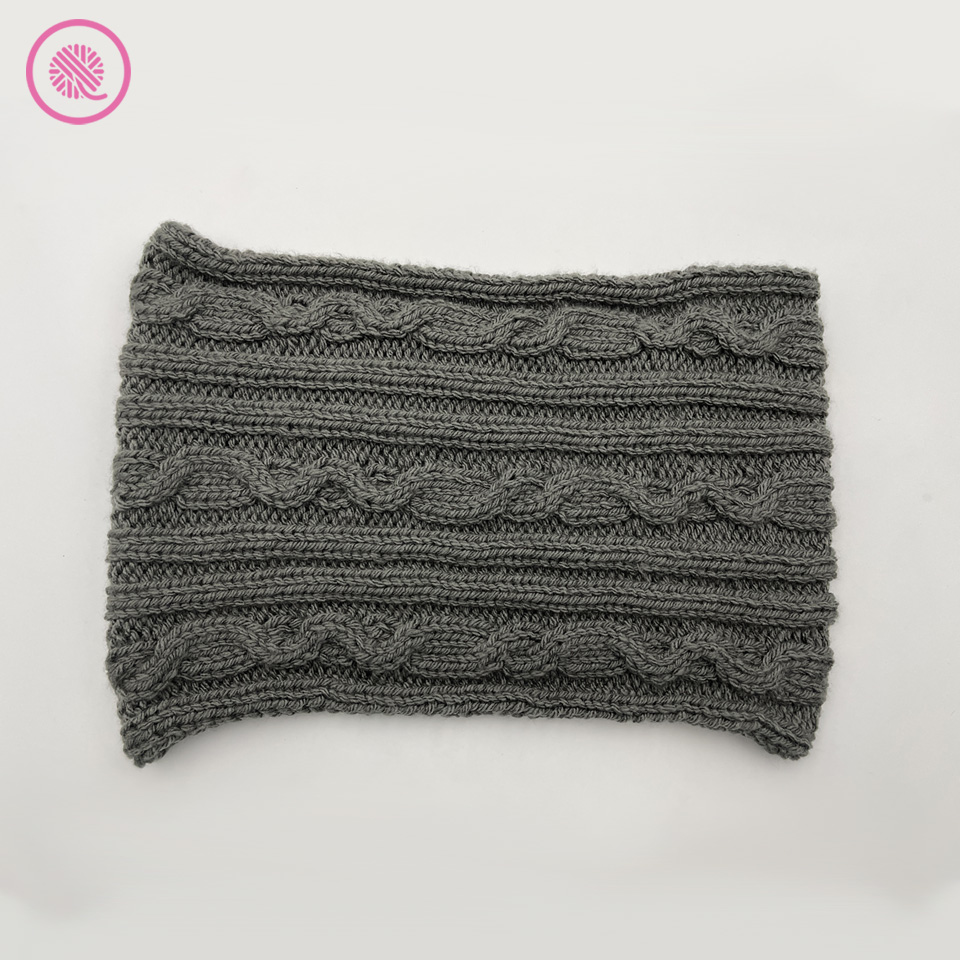Loom Knit Squiggle Cable Cowl - GoodKnit Kisses