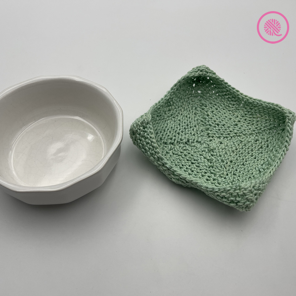 How to Loom Knit a Bowl Cozy - GoodKnit Kisses